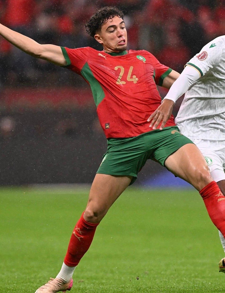 Neil El Aynaoui pics, gifs and vids - Sexy Footballer Dreams